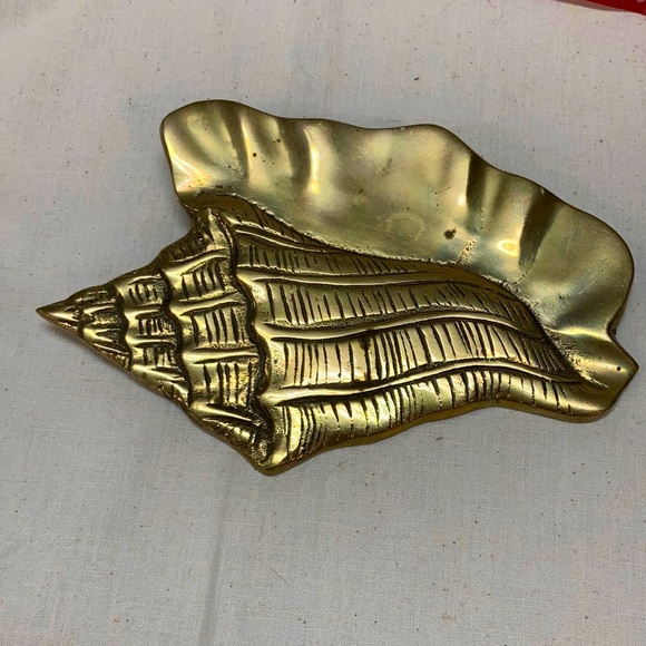 Wall Decor | Vintage 6s Brass Sea Shell Wall Decor Made In Korea | Poshmark